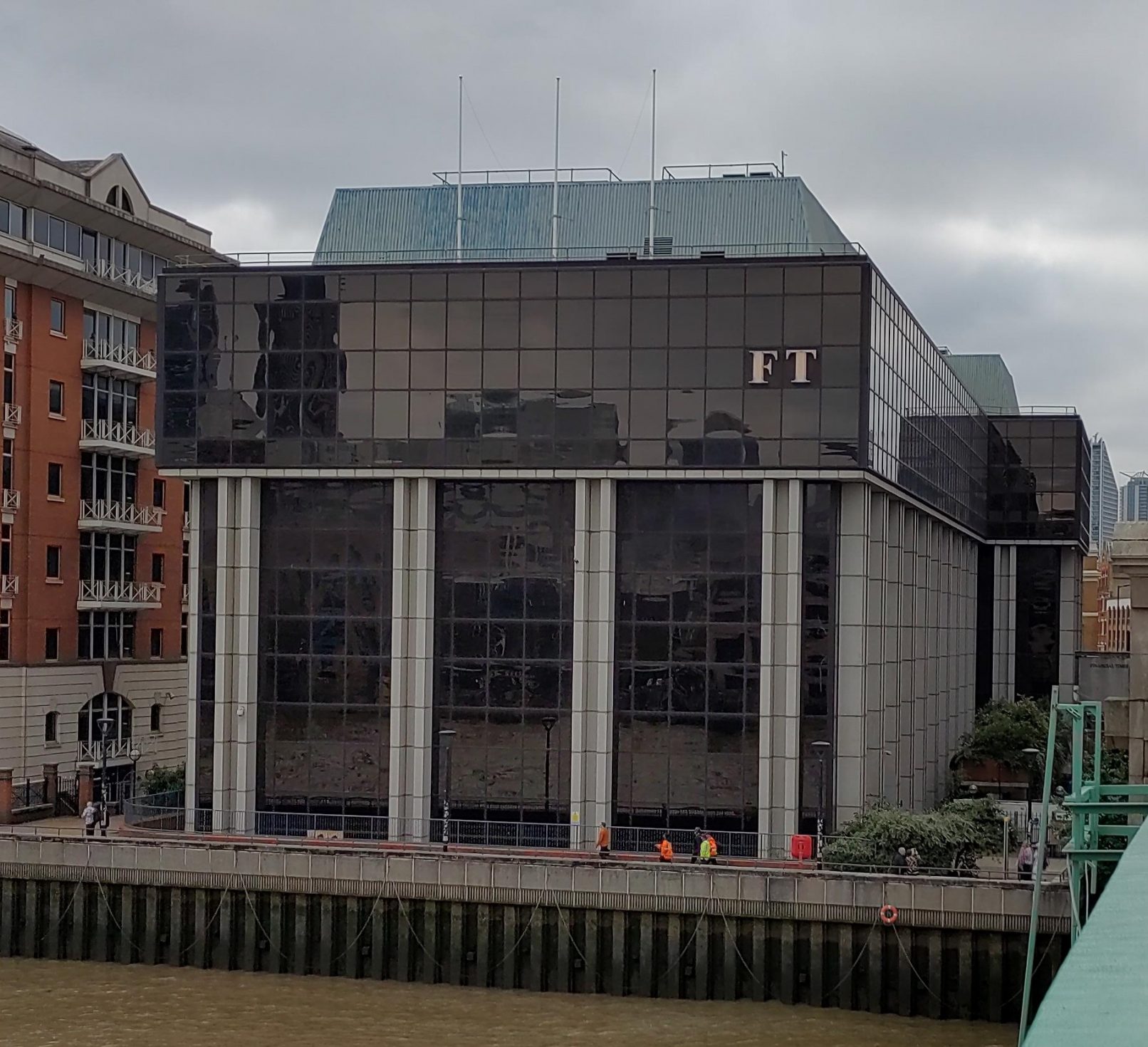 Southwark Bridge | Variblast